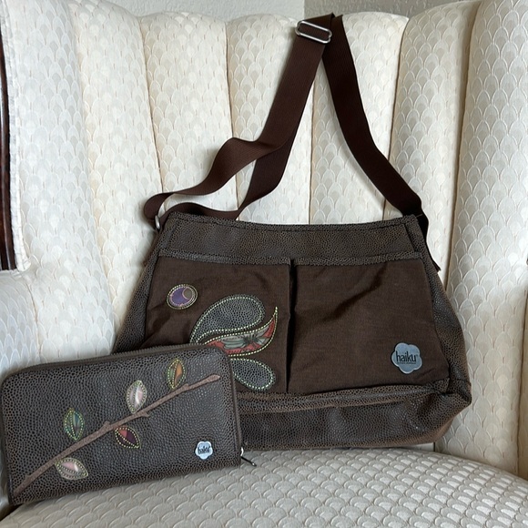 Haiku | Bags | Haiku Crossbody Bag With Matching Wallet Like New | Poshmark